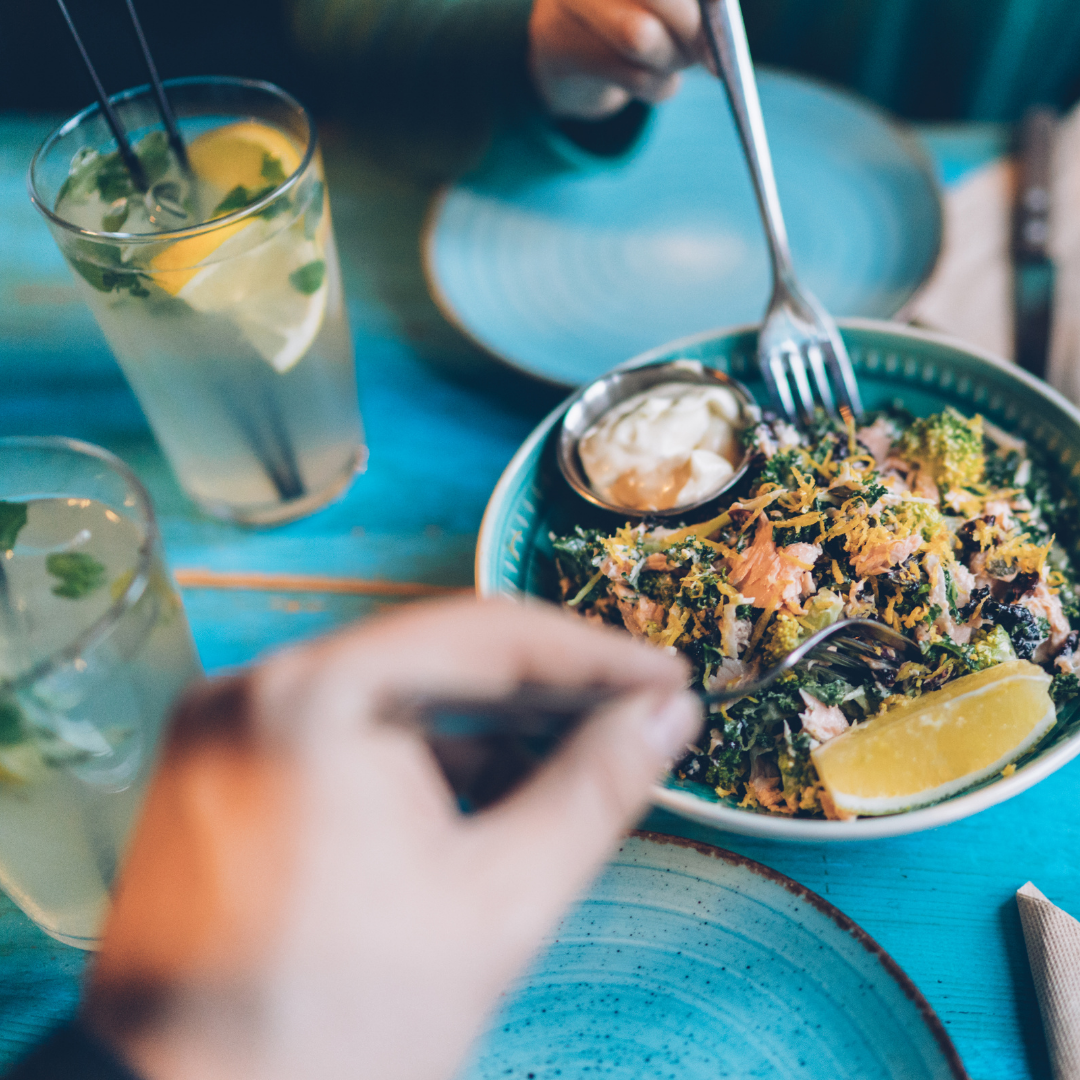 Top tips for making healthier choices when eating out – The Nutrition ...