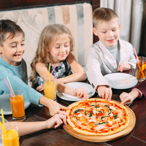 Top tips for making healthier choices when eating out with children ...